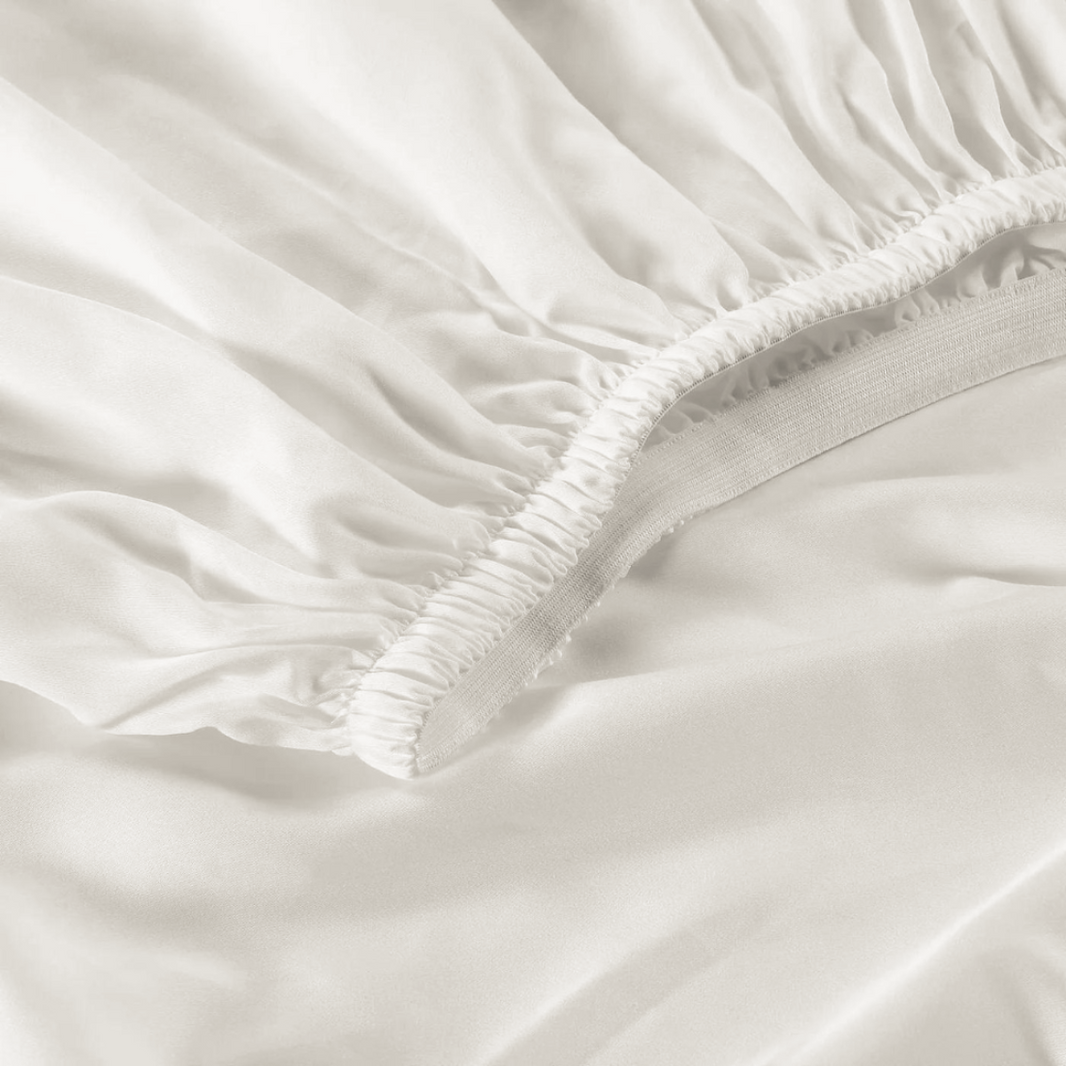 Off white bedding set – Loomii